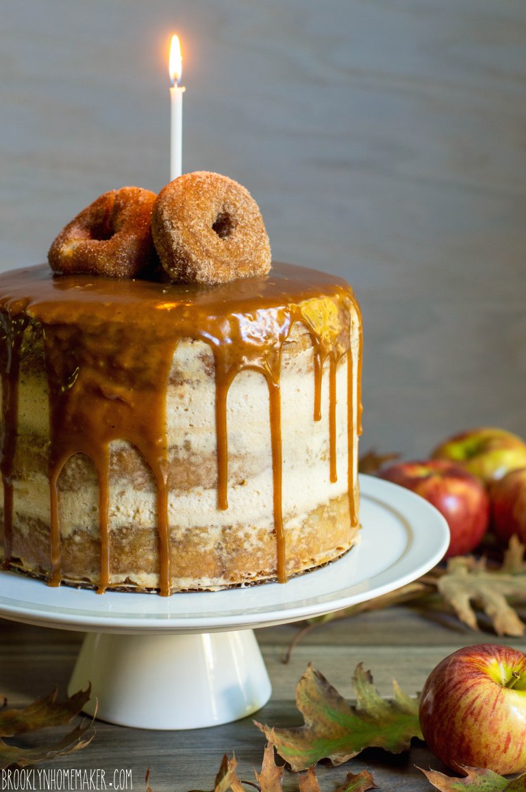 apple cider doughnut cake | Brooklyn Homemaker